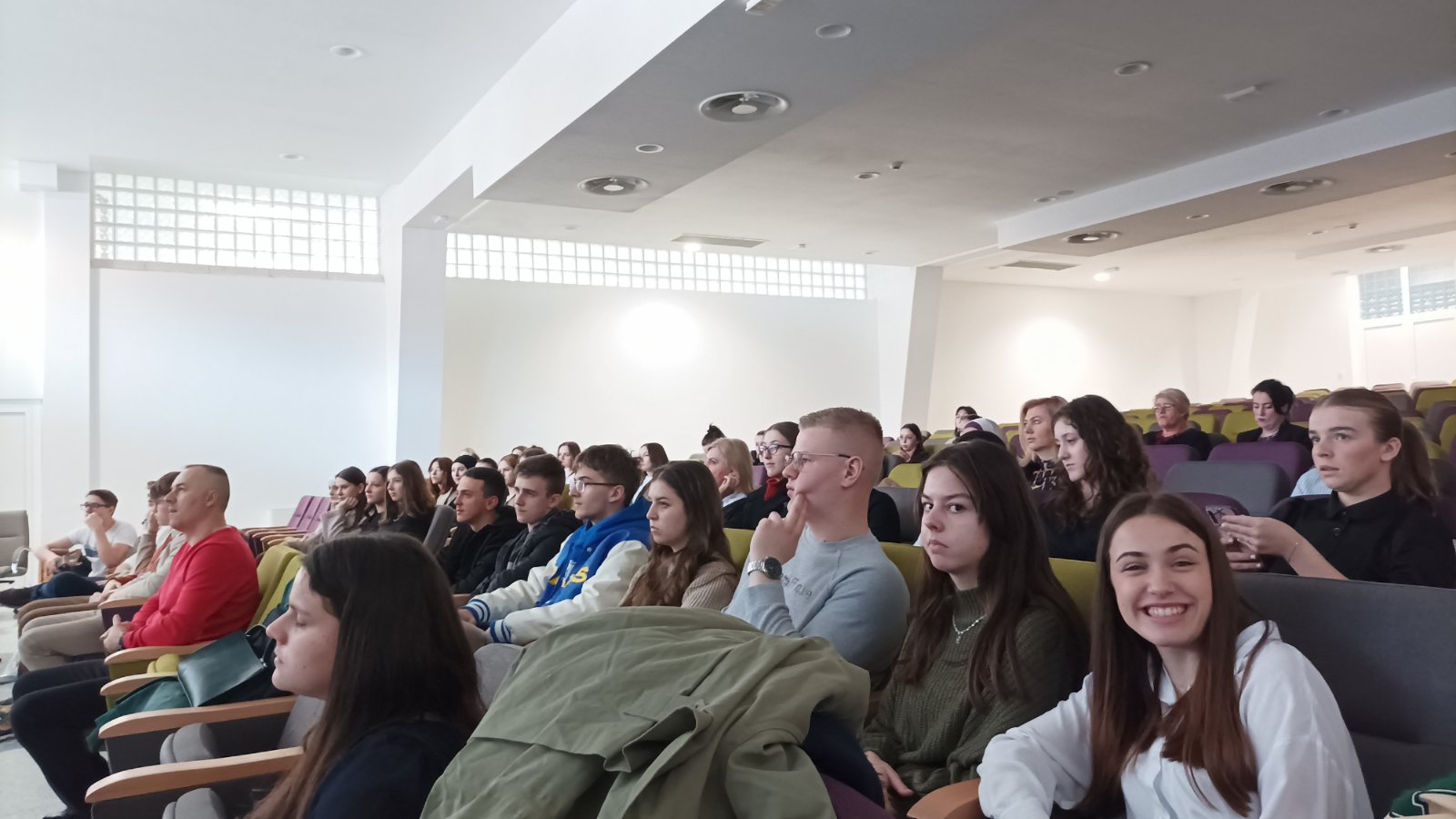 Žena kao motiv u umjetnosti - Mješovita srednja škola "Travnik" u Travniku